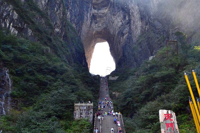 4-Day Zhangjiajie Tour to All Highlight Attractions with VIP Lift - Detailed Review: Why This Tour Stands Out