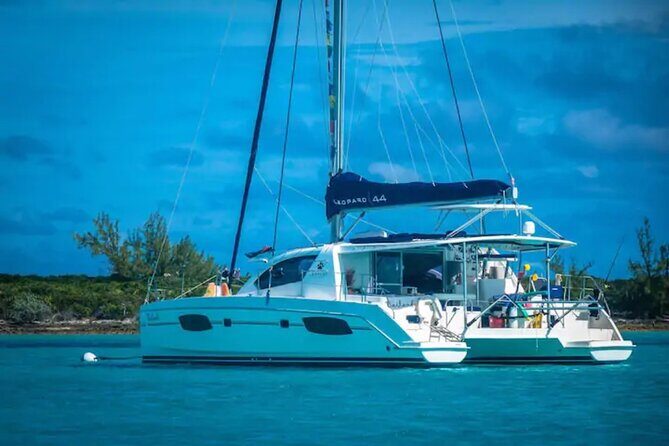 4 Days, 3 Nights Sailing Catamaran Experience in the Exumas, Bahamas - Key Points