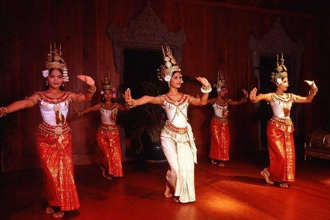 4 Days Cambodia Holiday (Phnom Penh & Siem Reap) - Who Will Benefit Most?