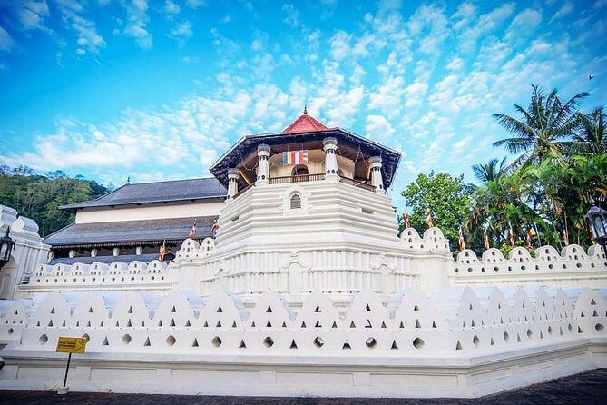 4 Days Essence Of Sri Lanka - FAQs