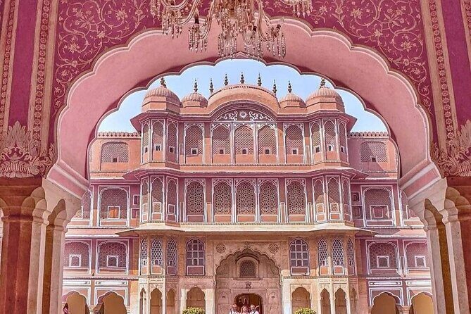 4 Days: Guided Jaipur, Pushkar, Udaipur Tour With Hotels - A Detailed Breakdown of the Itinerary