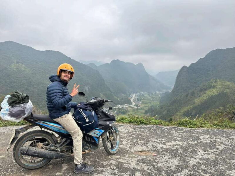 4 days Ha Giang LOOP DIVINITY Tour Self-riding - Day 2: Yen Minh to Dong Van — Over Tham Ma Pass and Historic Sites