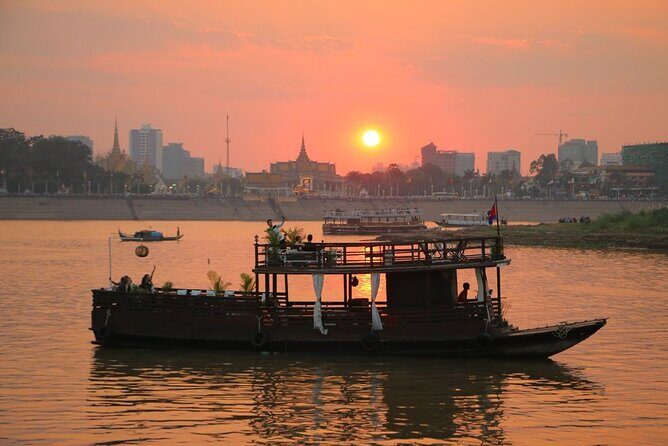 4 Days Private Guide Tour Phnom Penh to Siem Reap included domestic flight - A Practical Look at the Itinerary