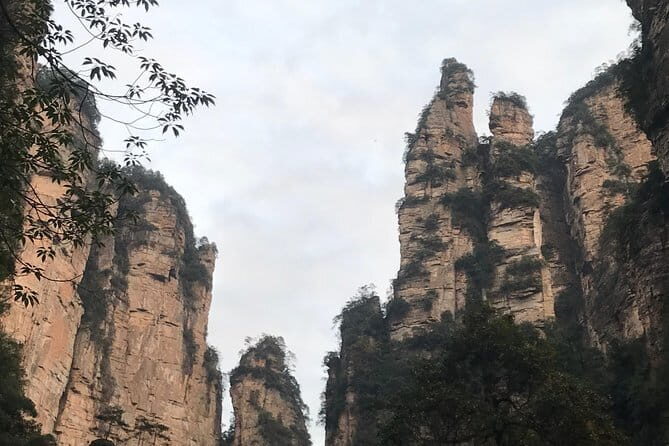 4 Days Zhangjiajie National Forest Park Hiking Tour (Classical Boutique Hotel) - Introduction