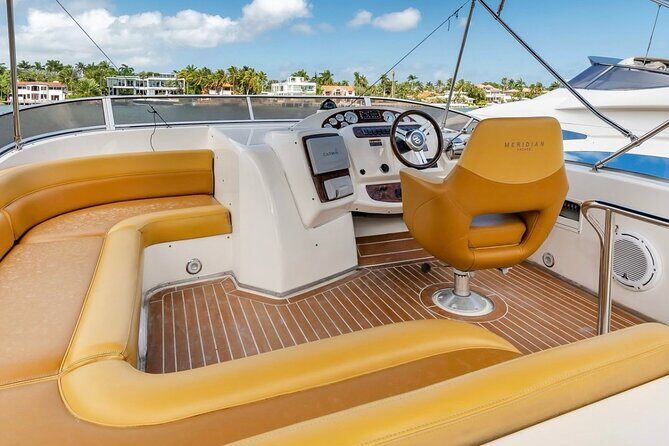 4-Hour 42 Meridian Yacht Rental with Captain in Miami Florida - Deep Dive: The Itinerary and What to Expect