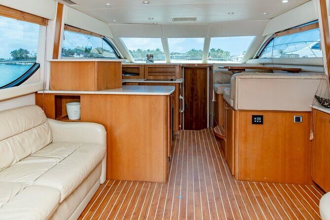 4-Hour 42 Meridian Yacht Rental with Captain in Miami Florida - Who Should Consider This Tour?