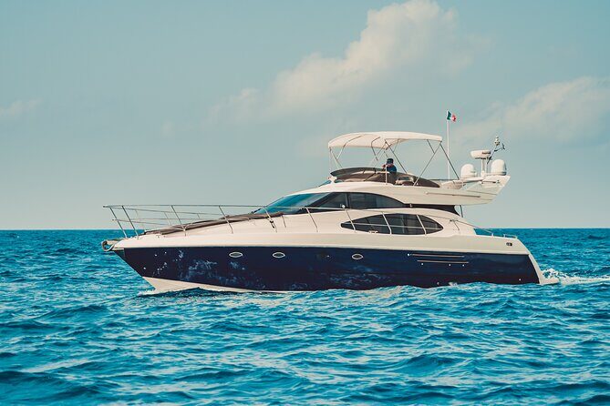 4 Hour 50' Azimut Yacht All-Inclusive in Tulum & Playa del Carmen - An In-Depth Look at the Azimut Yacht Experience