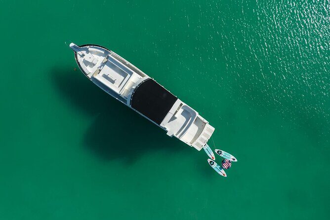 4 Hour - 72' Bruce Roberts, Tulum, Playa del Carmen, Riviera Maya - Frequently Asked Questions