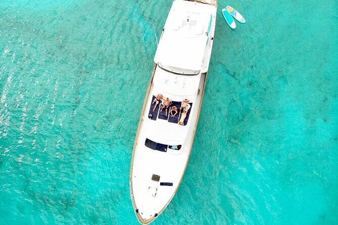4 Hour - 80' Burger, Tulum, Playa del Carmen, Riviera Maya - Authentic Experiences from Fellow Travelers
