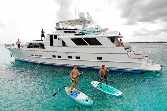 4 Hour - 80' Burger, Tulum, Playa del Carmen, Riviera Maya - Who Should Consider This Yacht Experience?