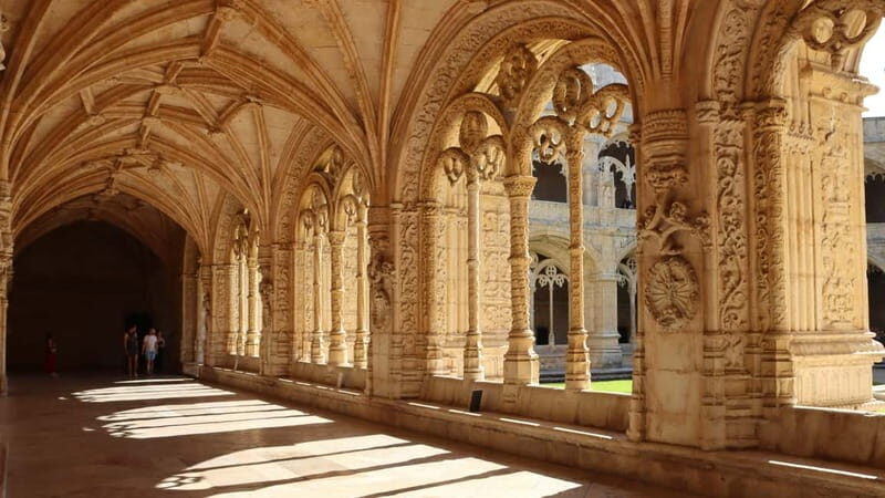 4-hour Belém Tour including Jerónimos Monastery Tickets - Key Points