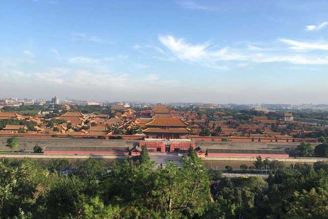 4-hour Evening Tour: Jingshan Hill, Beihai Park & Hutongs Street Food Tour - A Practical Breakdown of the Tour