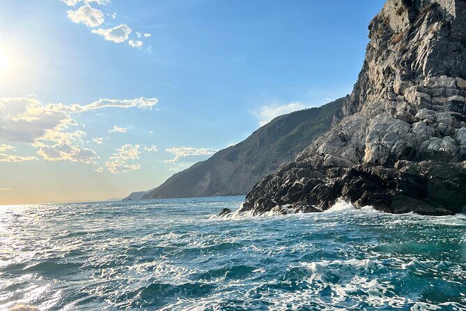 4-Hour Guided Boat Tour with Aperitif at Sunset in Spezia - The Sum Up: Is It Worth It?