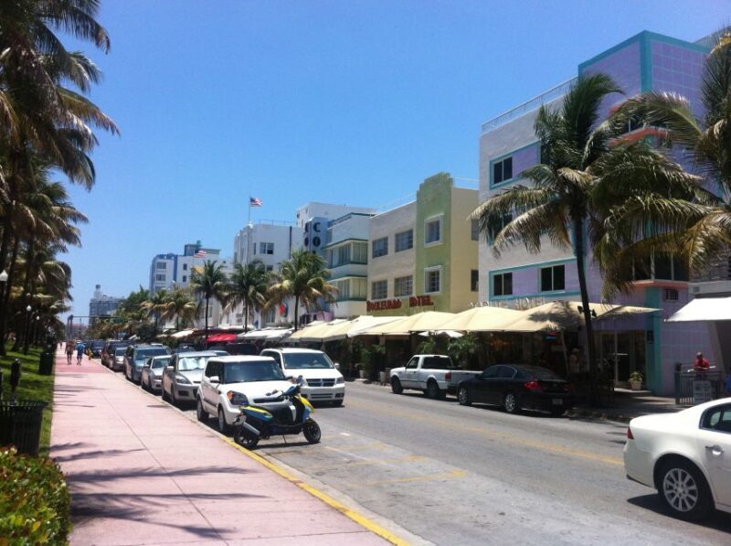 4 Hour Miami City Tour - Brickell: Miami’s Financial Heart