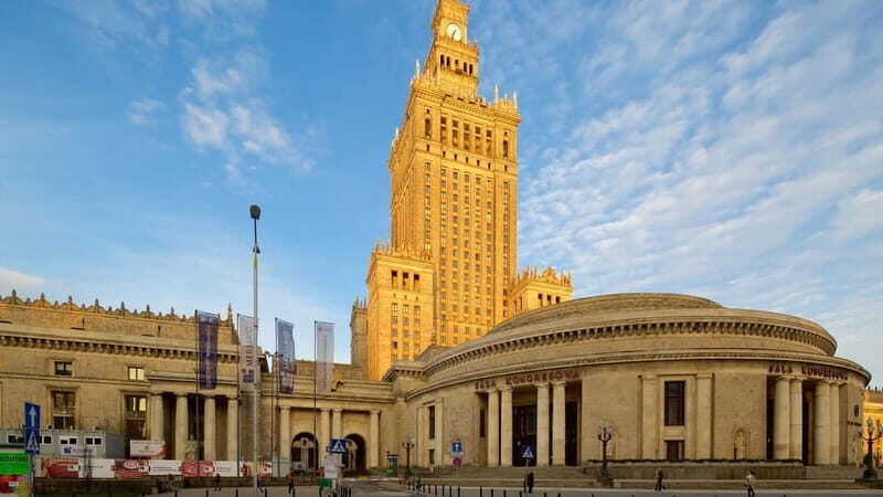 4 hour: Old Town, Royal Castle, Palace of Culture & Science - Introduction to an Action-Packed Tour