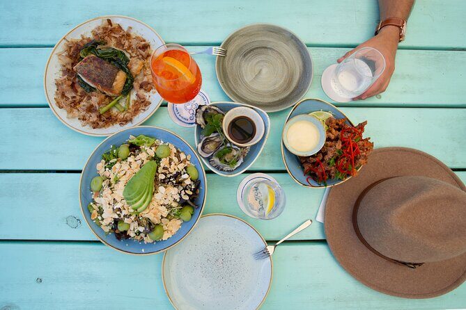 4-Hour Outback Gourmet Food & Aboriginal Art Tour - Guide Expertise and Tour Atmosphere
