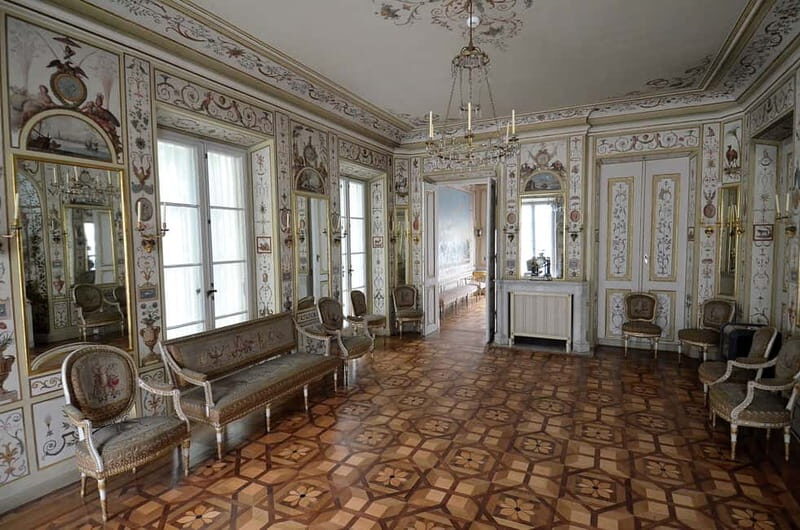 4 hour: Palace of Culture & Science and Lazienki Park - Who Should Take This Tour?