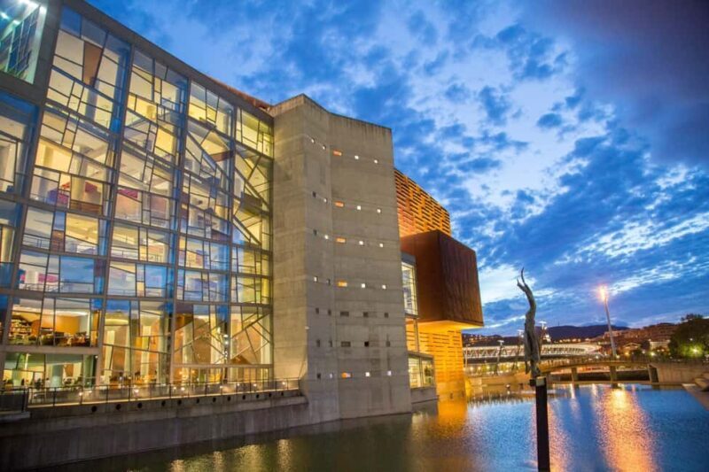 4-hour Private Bilbao City Walking Tour - Why a Guided Walk is a Great Way to Experience Bilbao