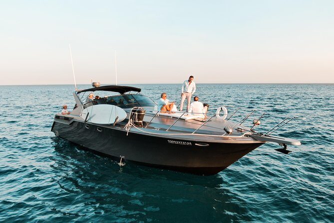 4-hour Private Yacht Cruise in Cabo - The Sights and Why They Matter