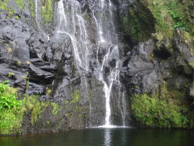 4-hour tour of Flores Island  Lagoons and incredible landscapes - Why Consider This Tour for Your Flores Visit?