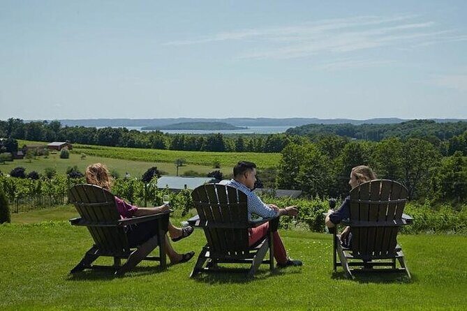 4-Hour Traverse City Sunset Wine Tour: 3 Wineries on Old Mission Peninsula - Practical Tips