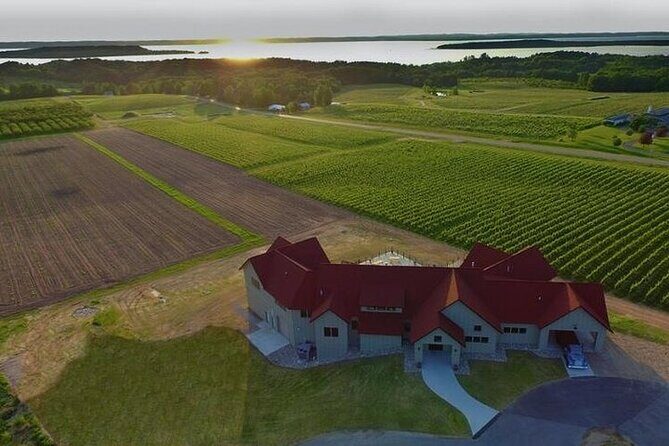 4-Hour Traverse City Sunset Wine Tour: 3 Wineries on Old Mission Peninsula - FAQ