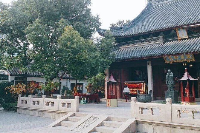 4-HourJade Buddha Temple & Yu Garden Private Tour withTea Tasting - Tea Tasting & Cultural Insights