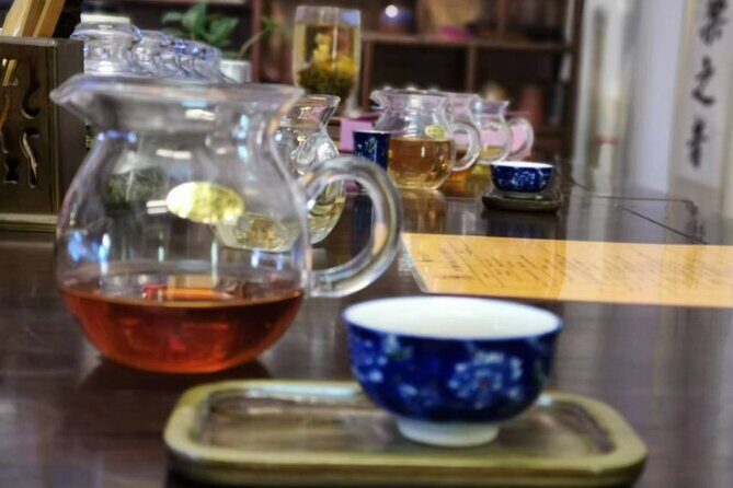 4-HourJade Buddha Temple & Yu Garden Private Tour withTea Tasting - Who Will Love This Tour?