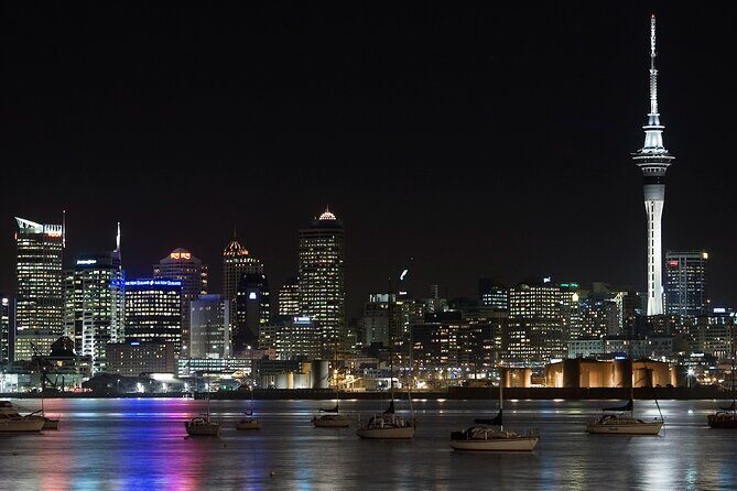 4 hours Auckland Friday Night Tour - What the Tour Entails