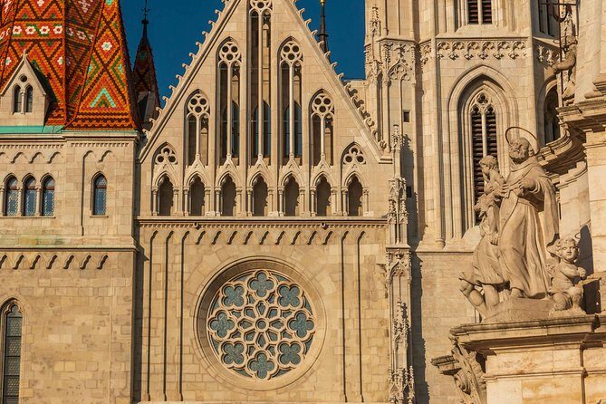 4 hours long private minivan tour in Budapest - FAQ