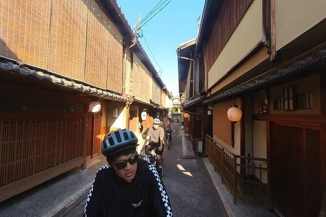 4 hours of E-Bike tour With a Local Japanese in Kyoto city - Analyzing Value: Price and Experience