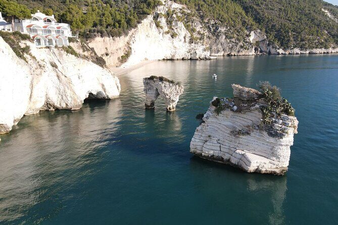 4 Hours Private Guided Boat Tour in Vieste - The Sum Up