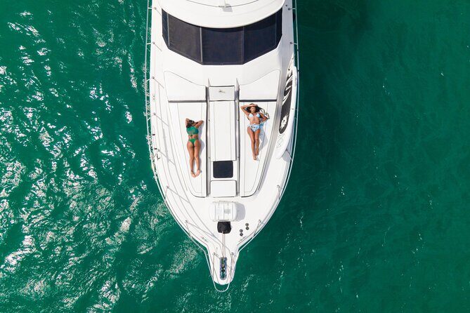 4-Hours Private Luxurious Yacht Snorkelling and Paddle Surf - Setting the Scene: What to Expect on the Yacht