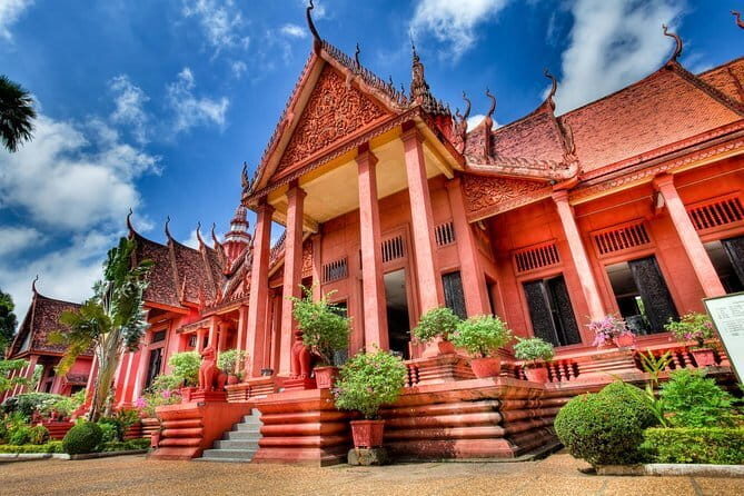 4 Hours Private Phnom Penh National Museum and Royal Palace Tour - Discover Phnom Penh’s Royal Heritage with a Private 4-Hour Tour