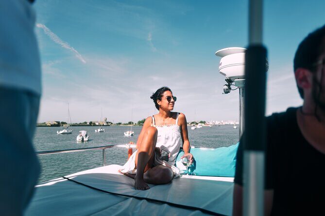 4 Hours Private Tour with Dives in Catamaran in Lisbon - FAQ