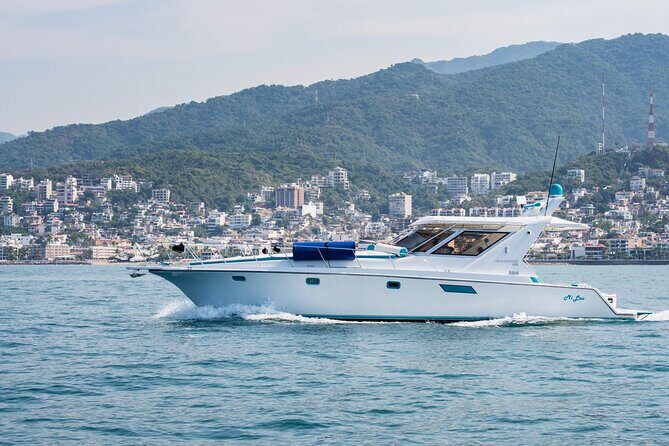 4 Hours Private Yacht in Puerto Vallarta with Snorkeling and Beach - Key Points