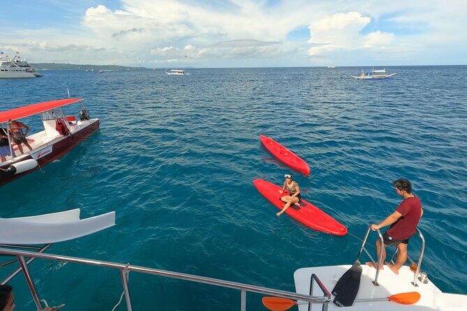 4 hours Red Whale Party Yacht in Boracay - Key Points