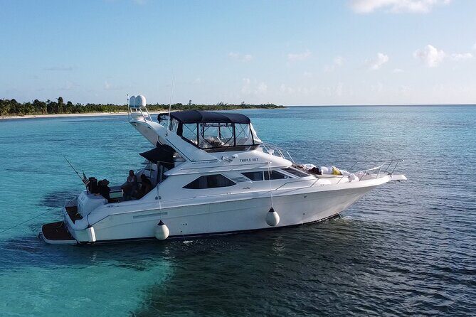 4 hours snorkel & beach tour - Private Yacht 47 ft - Key Points