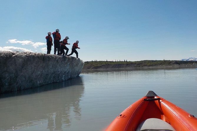 4 Hr Kennicott Glacial Lake & River Raft - What to Expect on the Tour