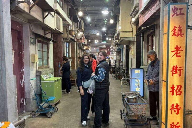 4-Hr Shanghai Tour: Food, Culture, Skyline, Cycling, Ferry - Key Points