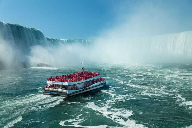 4 hr Summer Fun Tour - Niagara Falls Canada - Whirlpool Observation Deck