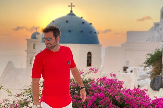 4 hrs PRIVATE island tour and photos, Oia and Blue domes - The Fine Details of Your Santorini Adventure