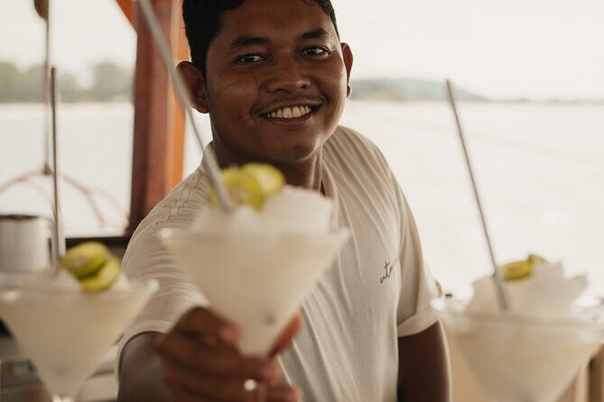 4-in-1 Nusa Lembongan Breakfast and Snorkel Catamaran Cruise - A Closer Look at the Itinerary and Experience