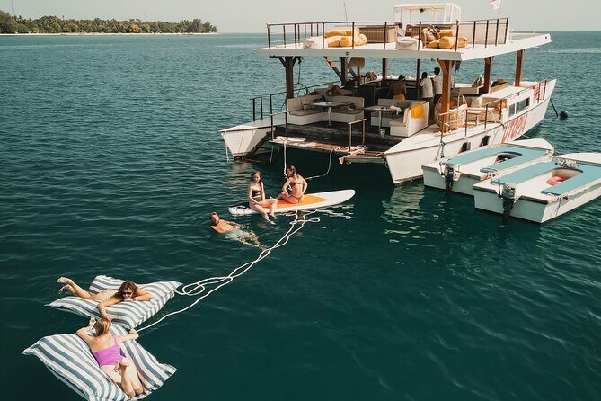 4-in-1 Nusa Lembongan Snorkel and Sunset Half Day Dinner Cruise - A Closer Look at the Experience