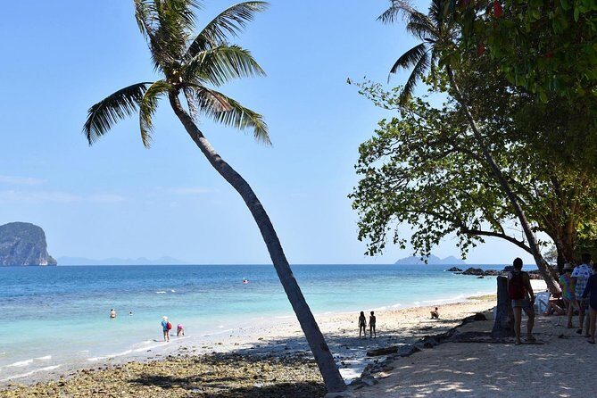 4 Island Snorkel Tour to Emerald Cave by Speed Boat from Koh Lanta - In The Sum Up