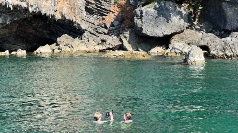 4 Island Sunset Private Luxury Vintage Boat - FAQs