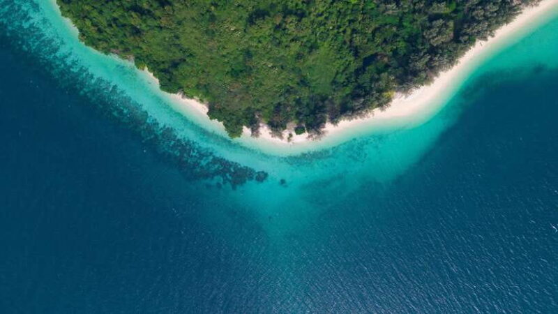4-Island Tour from Koh Lanta to Koh Kradan with Beach Lunch - Key Points