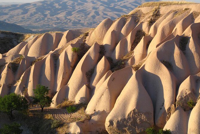 4-Night Cappadocia Tour from Istanbul Including Flights and Istanbul Sightseeing Tour - Accommodation and Meals: Comfort Meets Culture