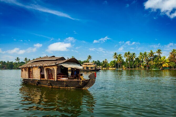 4 Nights 5 Days Kerala Tour Package - Key Points