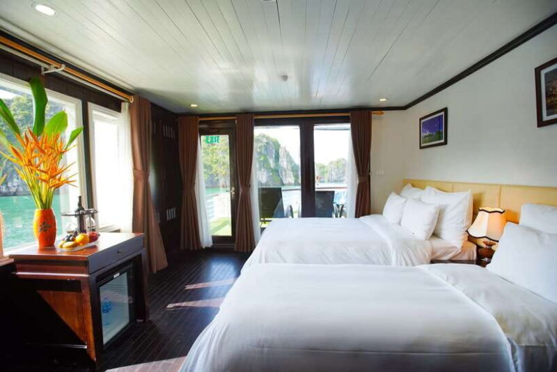 4-star Halong Paloma Cruise 2D1N Trip - Setting the Scene: What You Can Expect on This Cruise